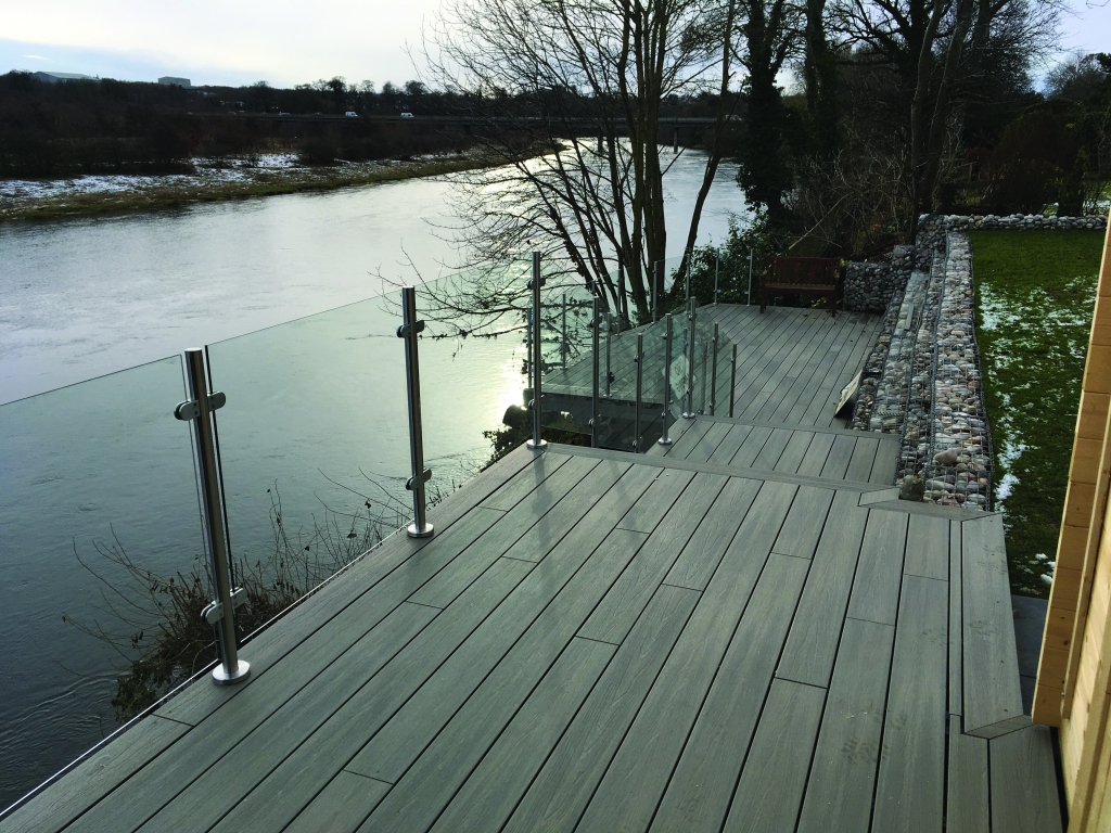 F.H. Brundle the stainless steel and glass balustrade specialists - PRO-RAILING